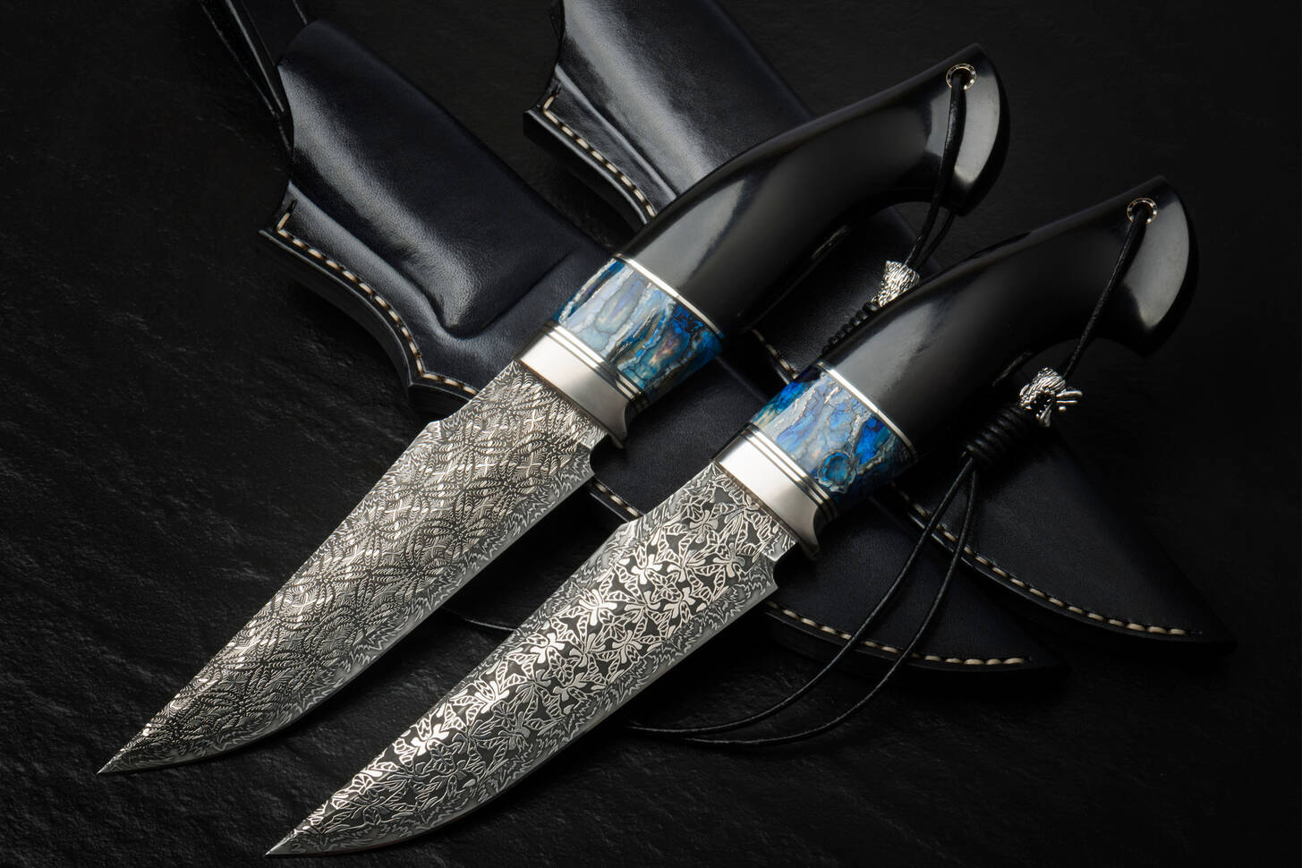 Hunting knives in a leather case Jigsaw Puzzle (Stuff, Weapons ...