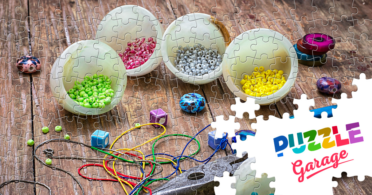 Beads for needlework Jigsaw Puzzle (Home, Needlework) | Puzzle Garage
