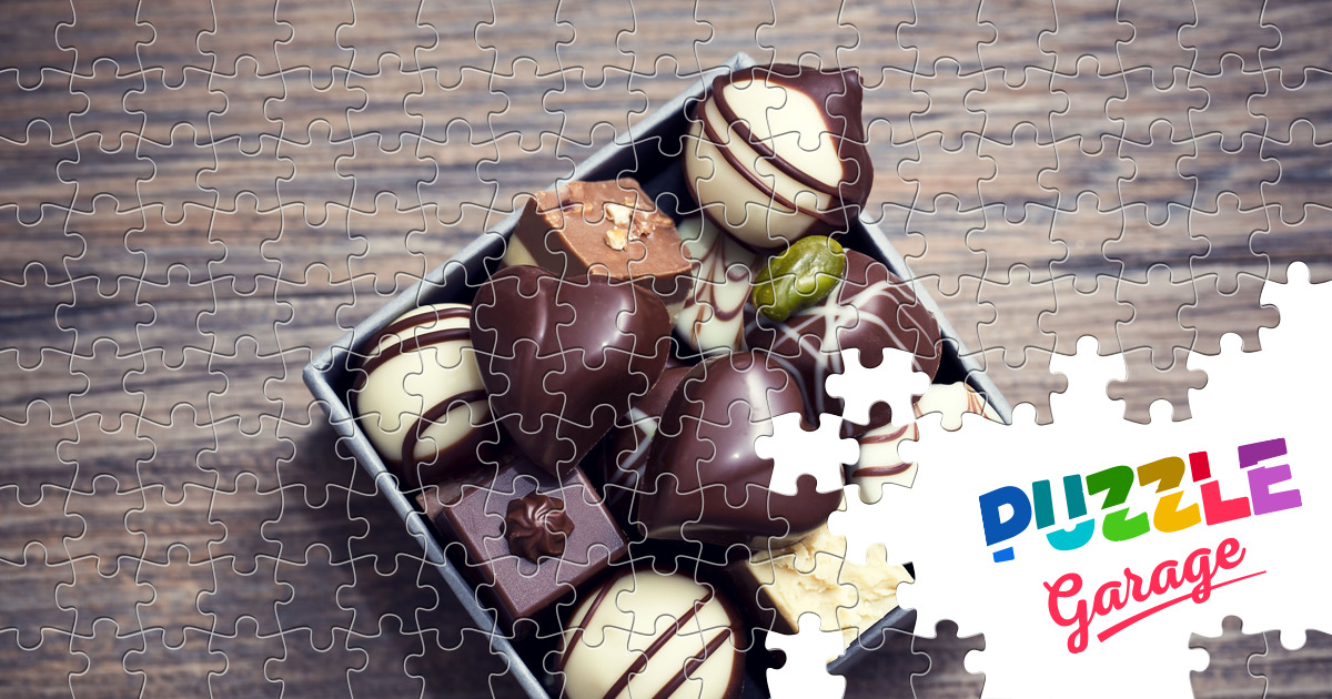 Candies in a box Jigsaw Puzzle (Home, Food) | Puzzle Garage