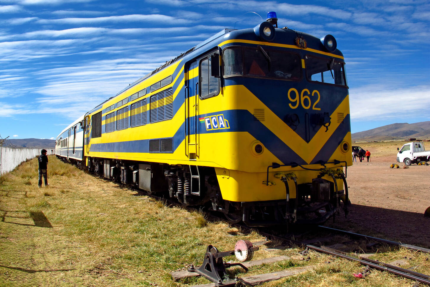 Train on railroad Jigsaw Puzzle (Technics, Trains) | Puzzle Garage