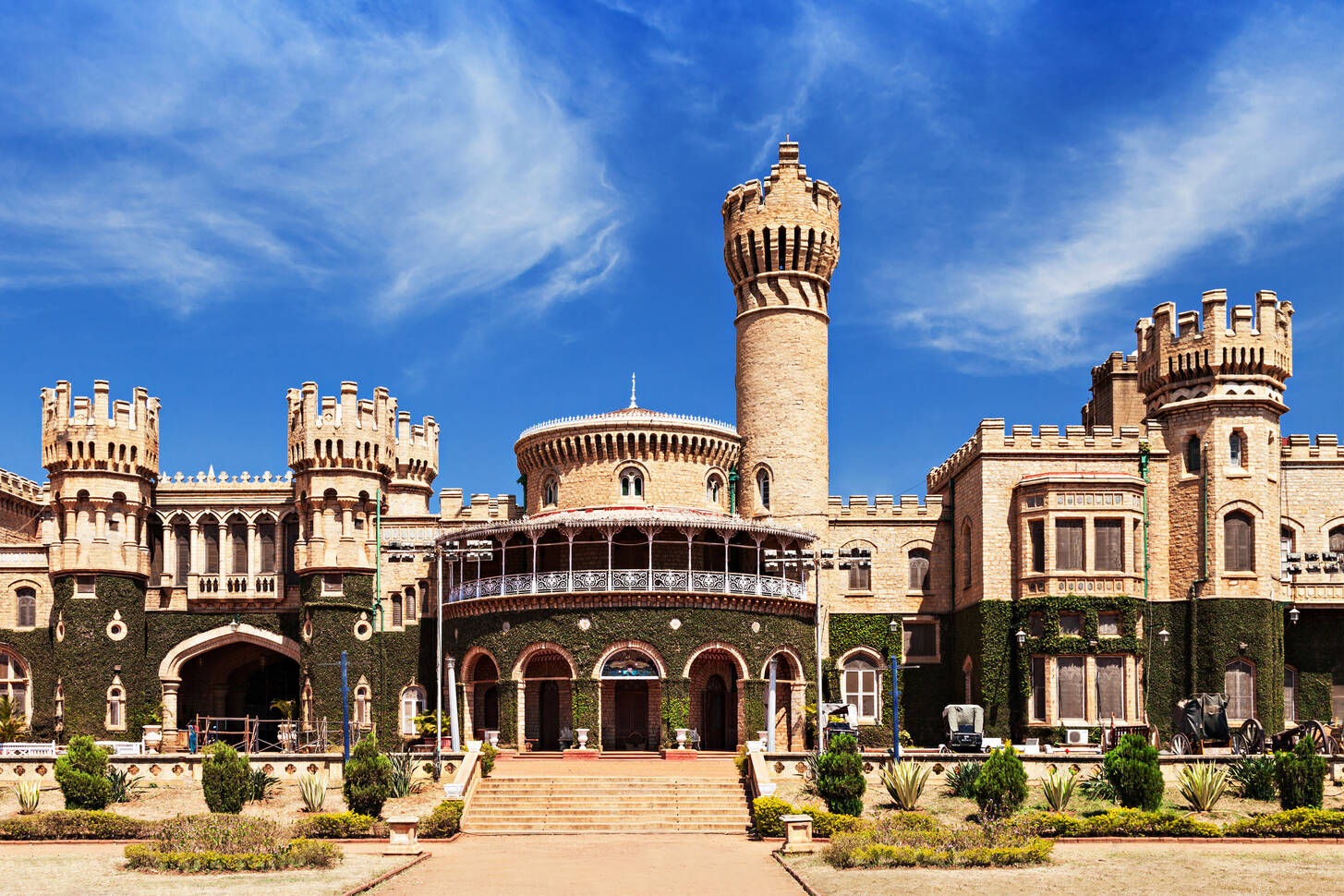 Bangalore Palace Jigsaw Puzzle (Countries, India) | Puzzle Garage