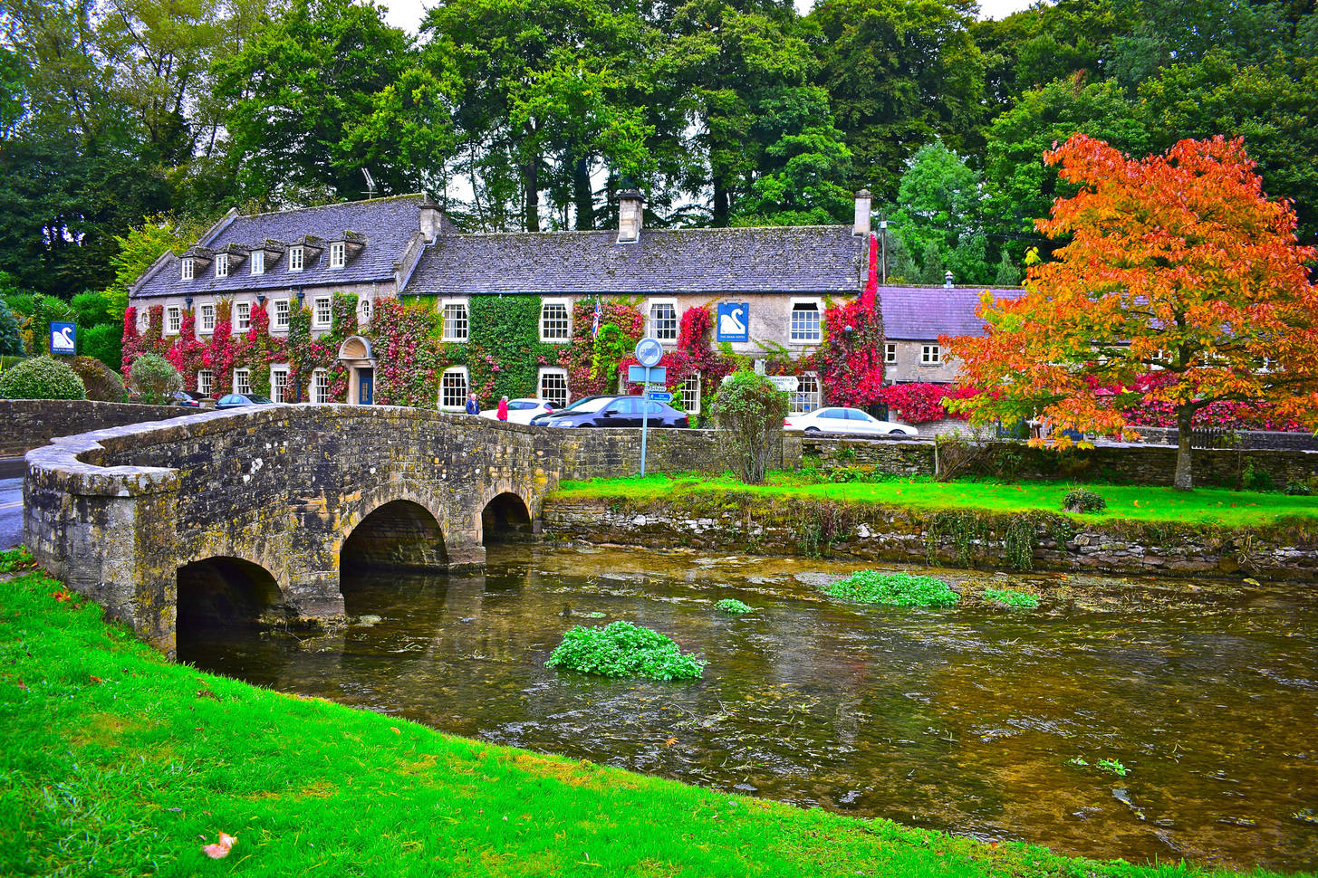Hotel on the banks of the river Colne Jigsaw Puzzle (Countries, Great ...