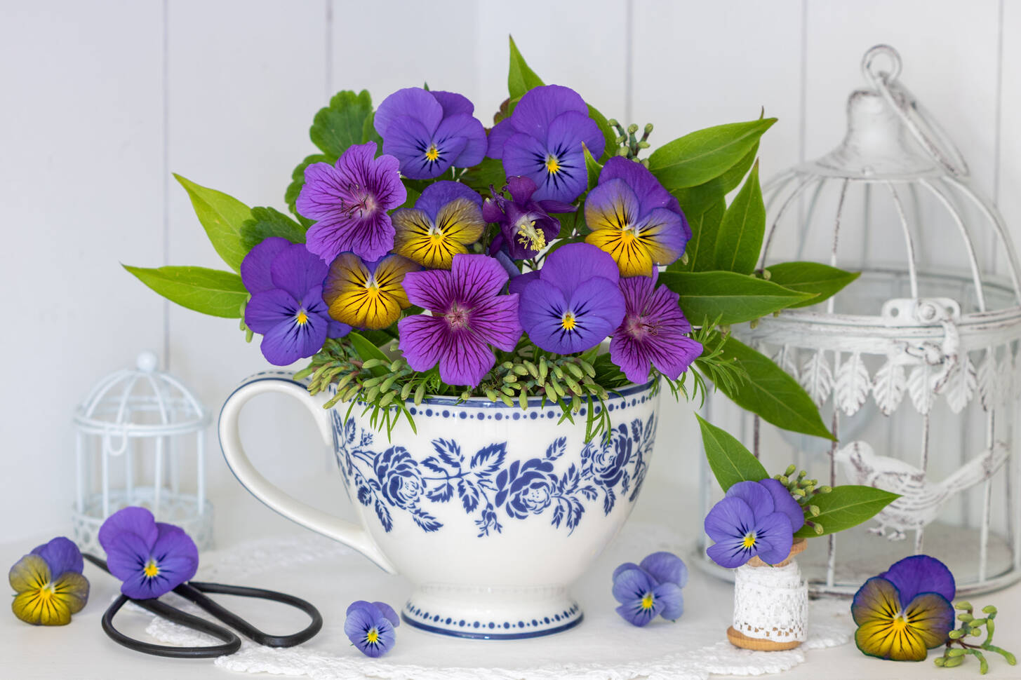 Blue violets Jigsaw Puzzle (Plants, Flowers) | Puzzle Garage