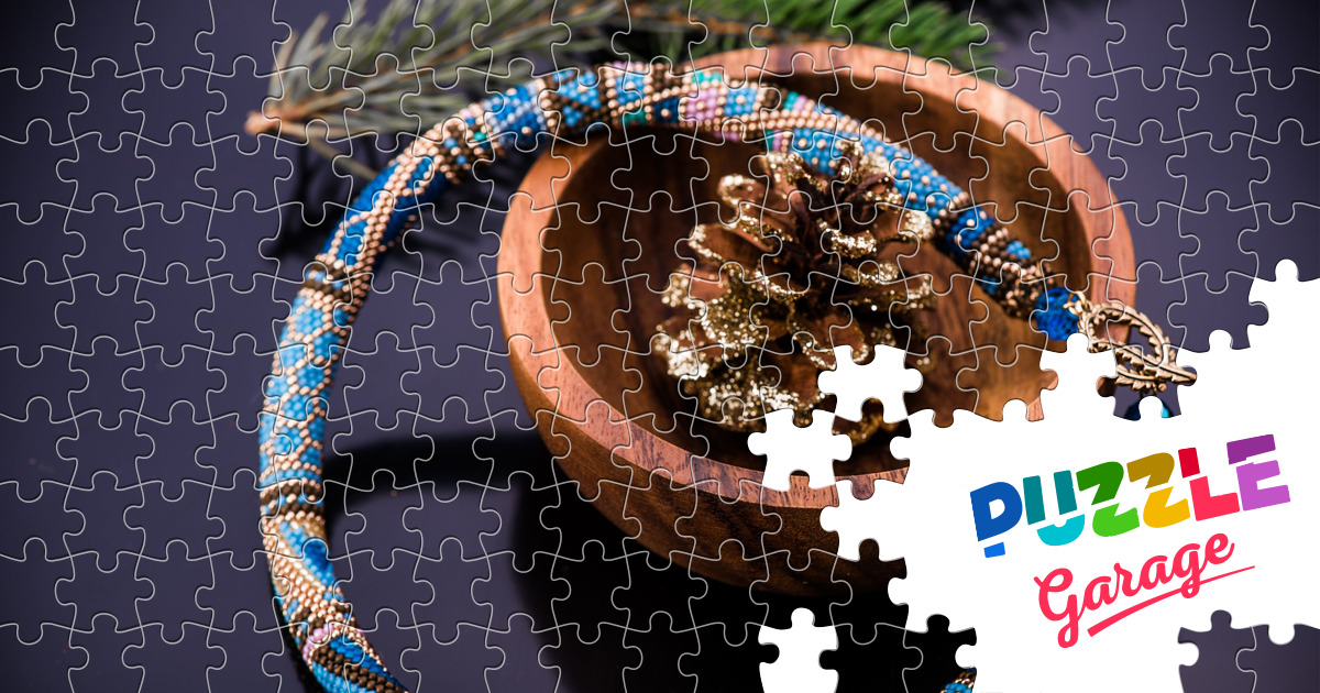 Beaded bracelet Jigsaw Puzzle (Stuff, Jewellery) | Puzzle Garage