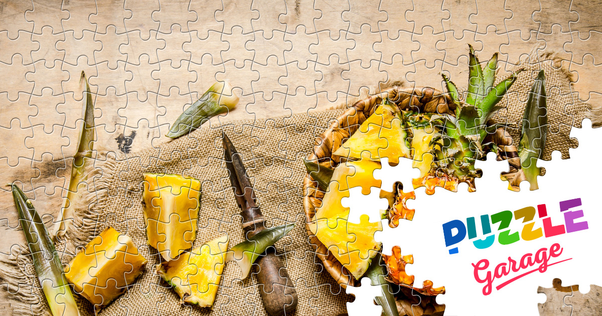 Ripe pineapples Jigsaw Puzzle (Plants, Fruits) | Puzzle Garage