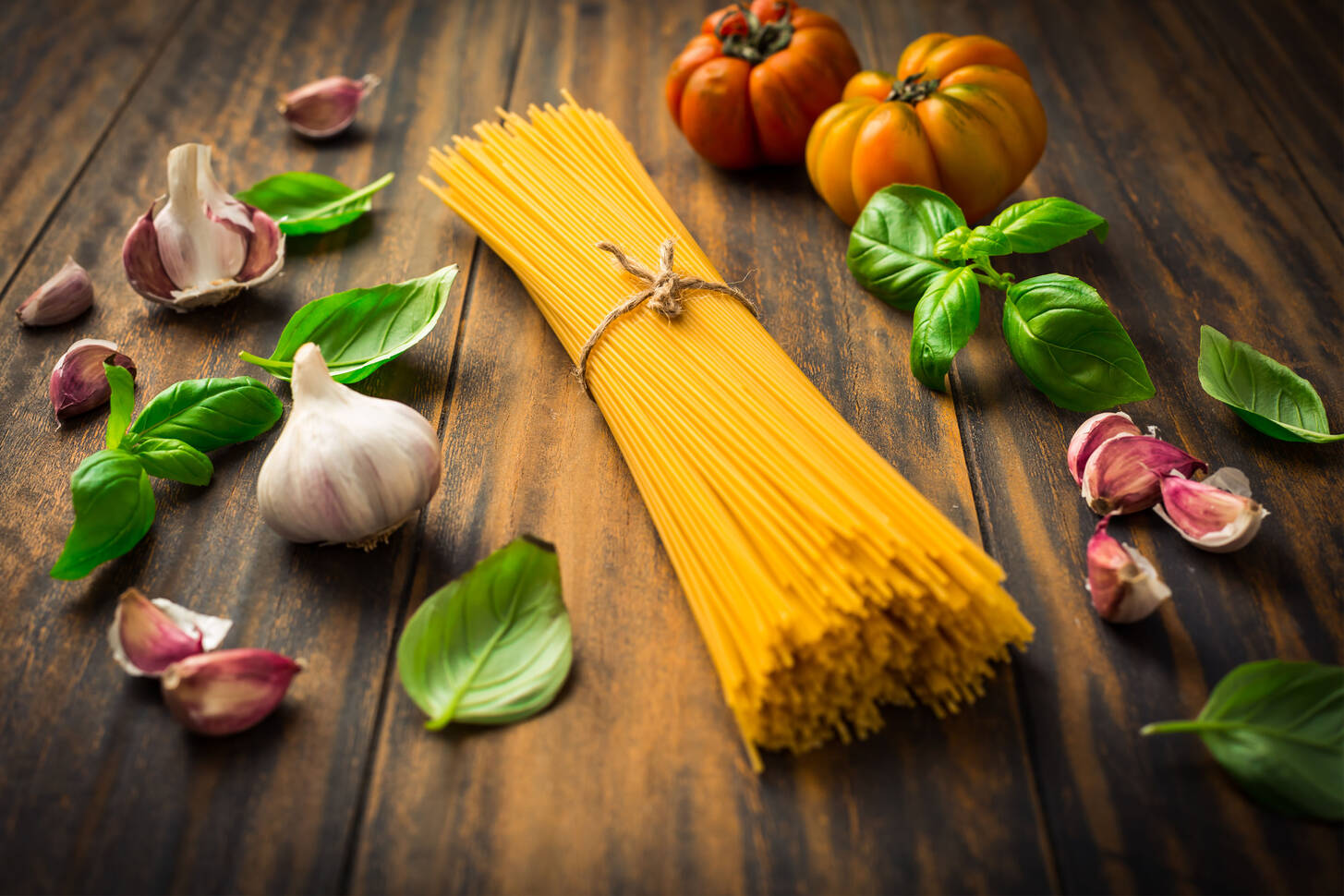 Spaghetti, tomatoes, basil and garlic Jigsaw Puzzle (Home, Food ...