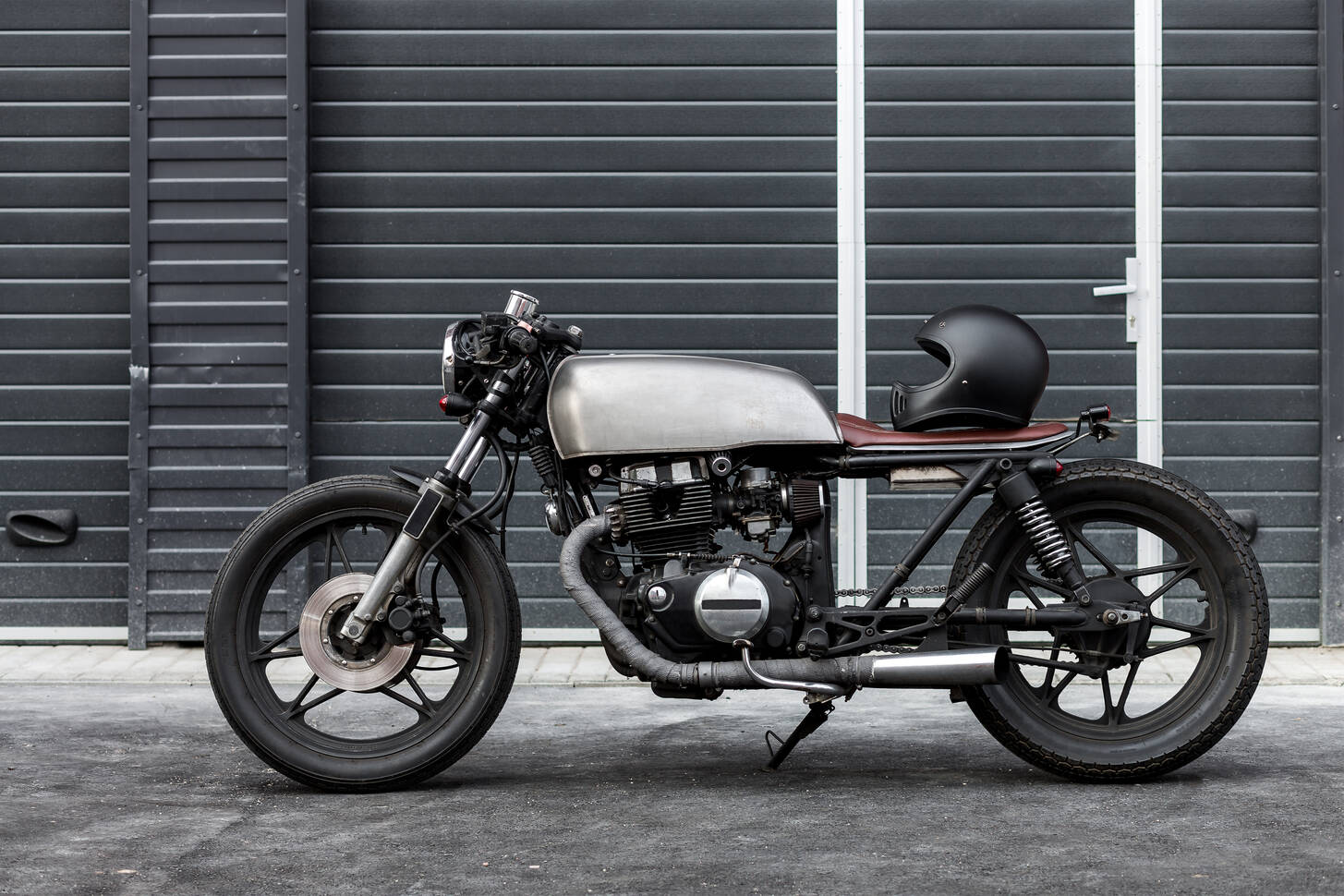 Gray motorcycle Jigsaw Puzzle (Technics, Moto) | Puzzle Garage