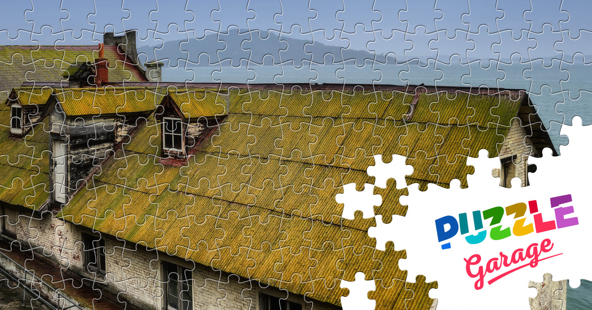 Alcatraz Prison Buildings Jigsaw Puzzle (Countries, USA) | Puzzle Garage