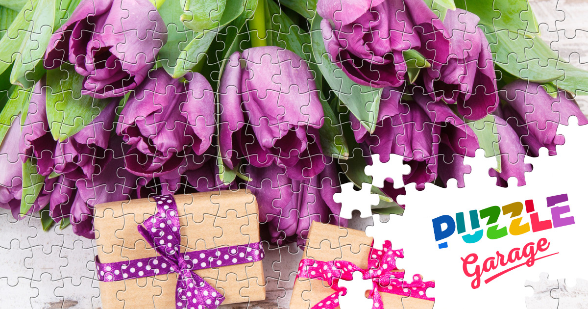 Tulips and gifts Jigsaw Puzzle (Plants, Flowers) | Puzzle Garage