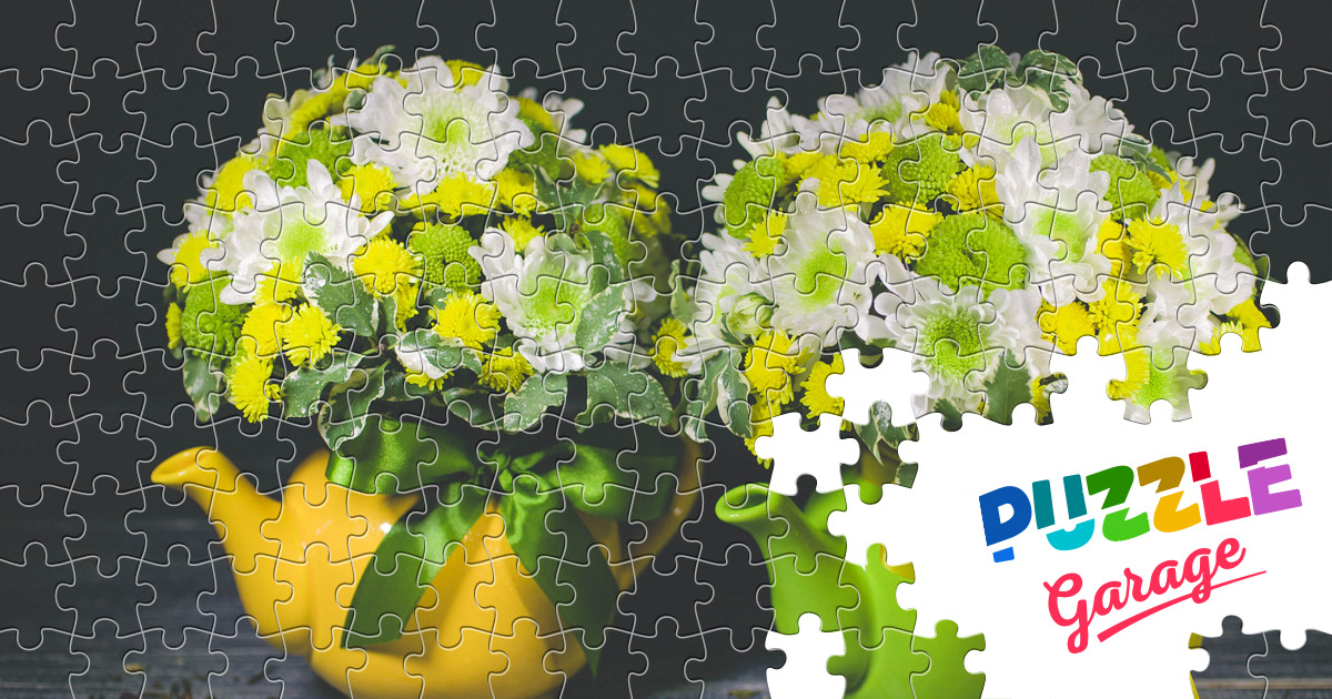 Flowers in ceramic teapots Jigsaw Puzzle (Plants, Flowers) | Puzzle Garage
