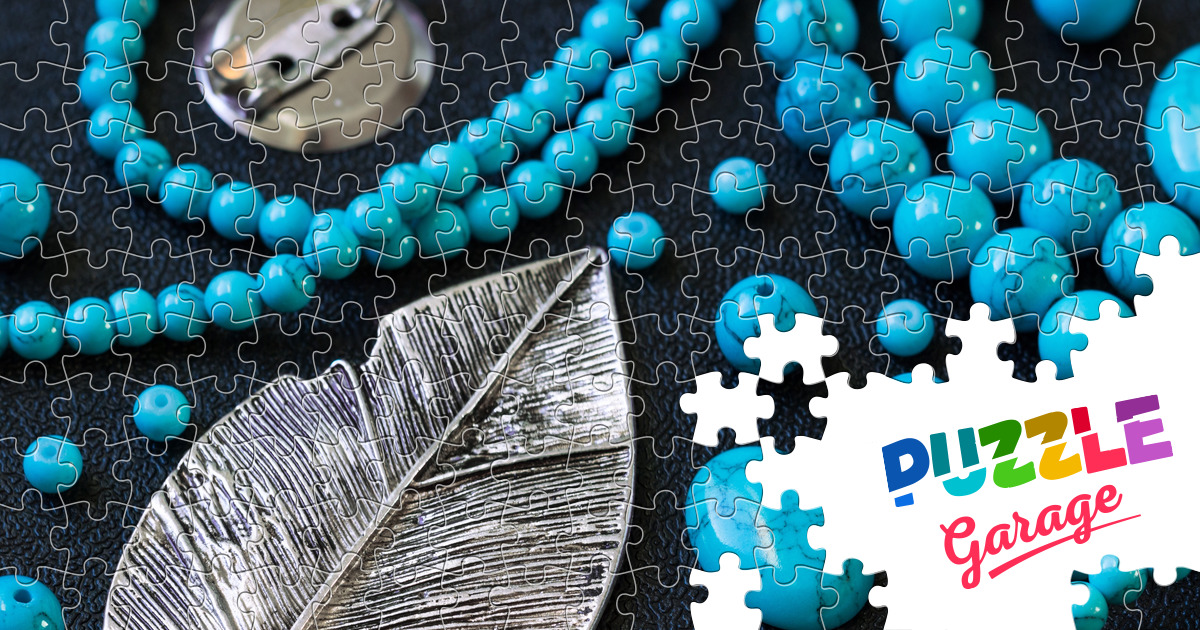 Turquoise beads Jigsaw Puzzle (Home, Needlework) | Puzzle Garage