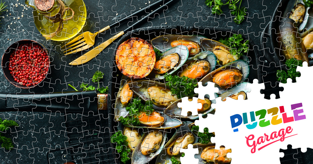 Fried mussels in a pan Jigsaw Puzzle (Home, Food) | Puzzle Garage