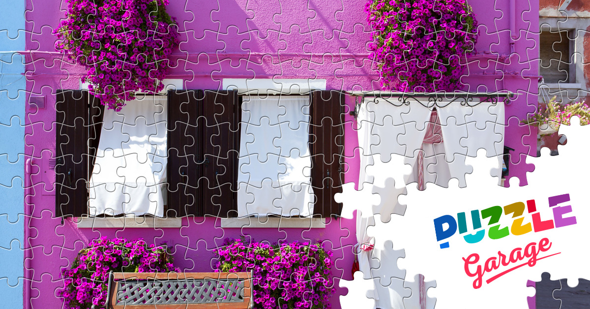 Facade of a purple house Jigsaw Puzzle (Home, Facades) | Puzzle Garage
