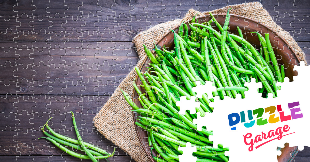 Green beans on wooden background Jigsaw Puzzle (Plants, Vegetables ...