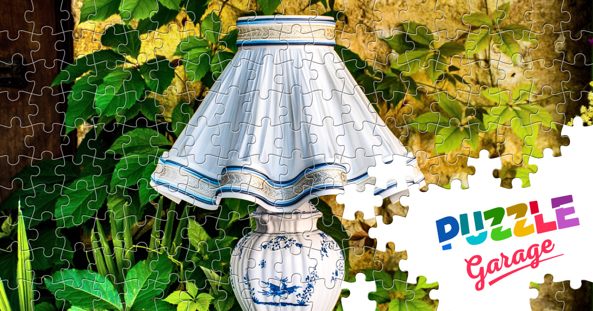 Table lamp with lampshade Jigsaw Puzzle (Home, Interiors) | Puzzle Garage