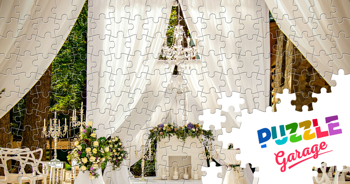Wedding venue in white Jigsaw Puzzle (Holidays, Wedding) | Puzzle Garage