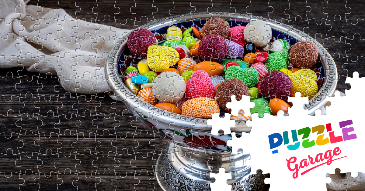Sweets in a vase Jigsaw Puzzle (Home, Food) | Puzzle Garage