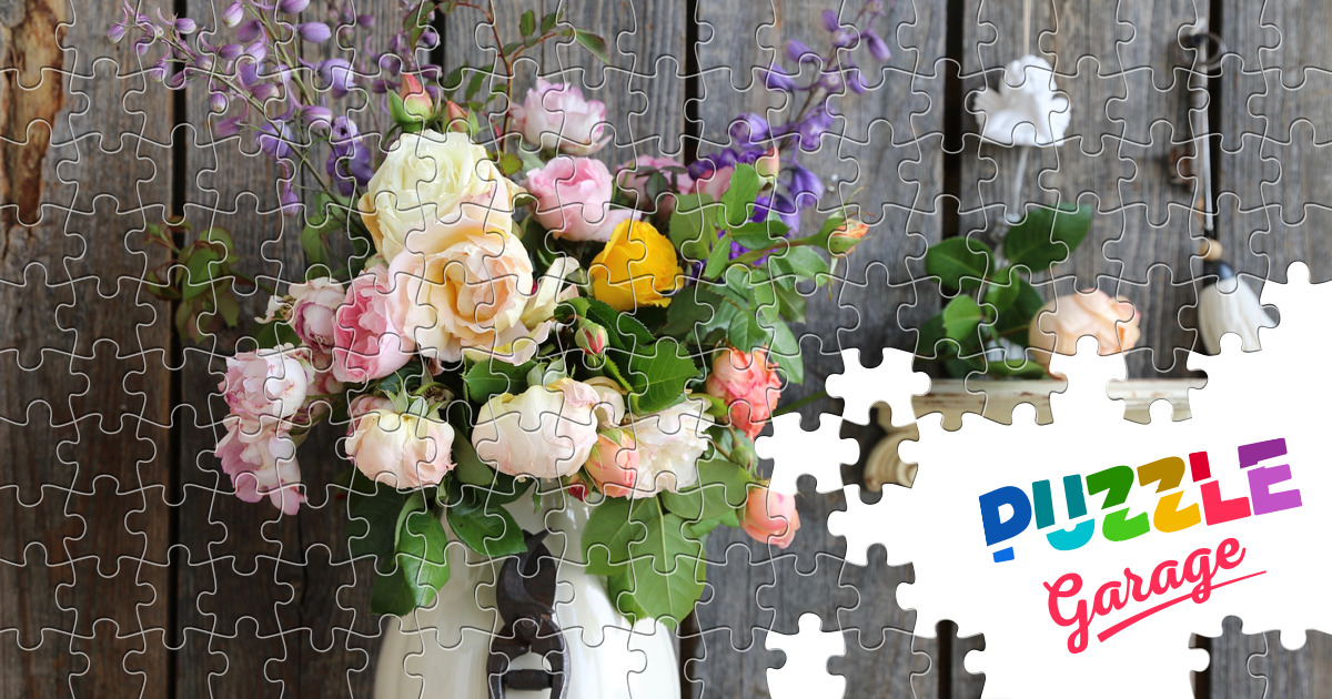 Bouquet in a ceramic vase Jigsaw Puzzle (Plants, Flowers) | Puzzle Garage