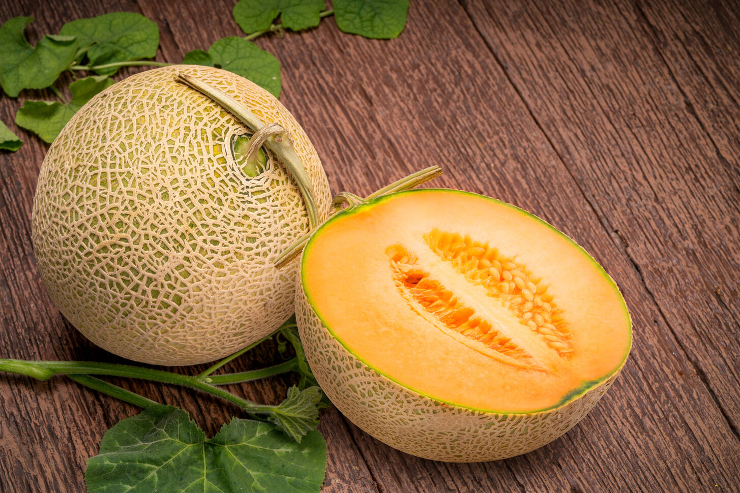 Melons on a wooden table Jigsaw Puzzle (Plants, Fruits) | Puzzle Garage