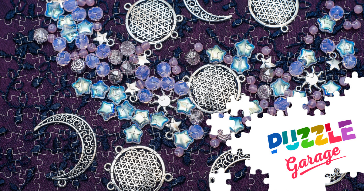 Silver pendants Jigsaw Puzzle (Stuff, Jewellery) | Puzzle Garage