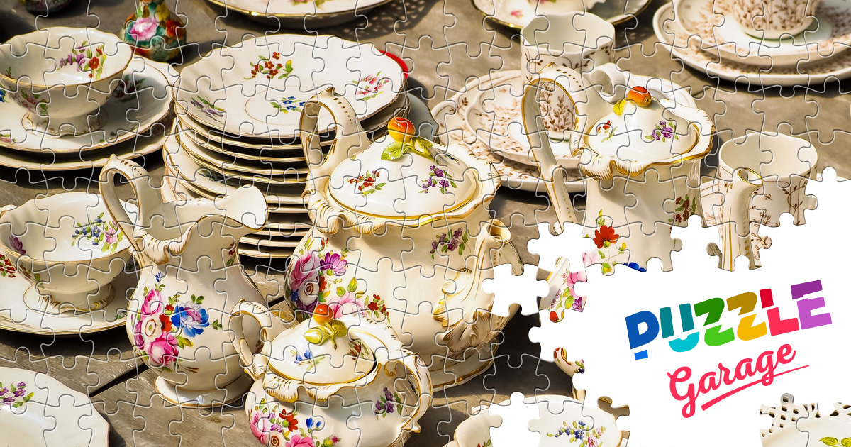 Porcelain coffee set Jigsaw Puzzle (History, Flea market) | Puzzle Garage
