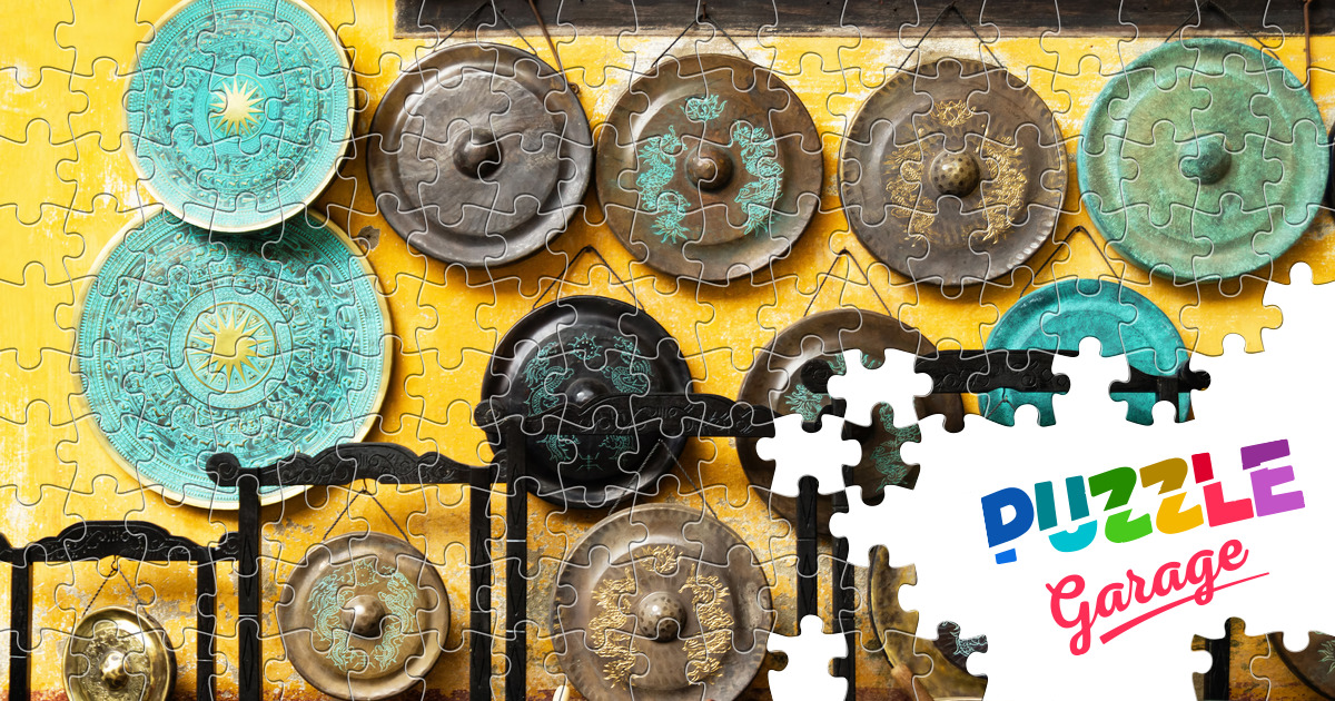 Gongs and singing bowls Jigsaw Puzzle (Countries, Vietnam) | Puzzle Garage