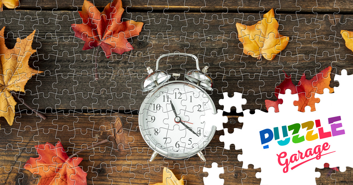 Clock with autumn leaves Jigsaw Puzzle (Stuff, Watches) | Puzzle Garage