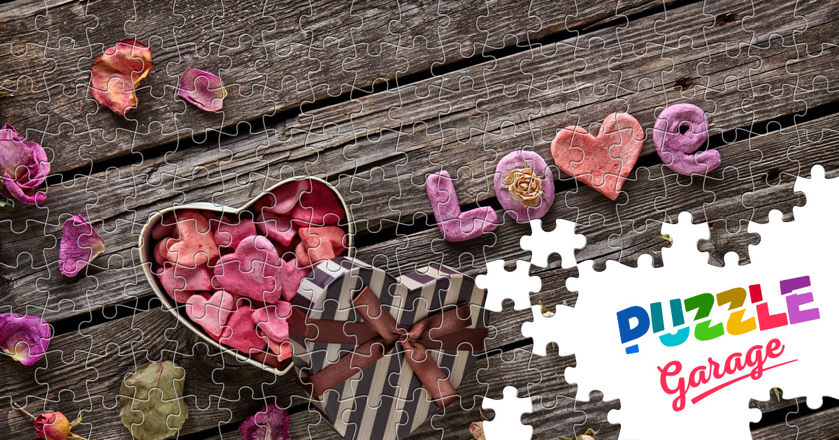 Box with hearts on the table Jigsaw Puzzle (Holidays, Valentine's Day ...