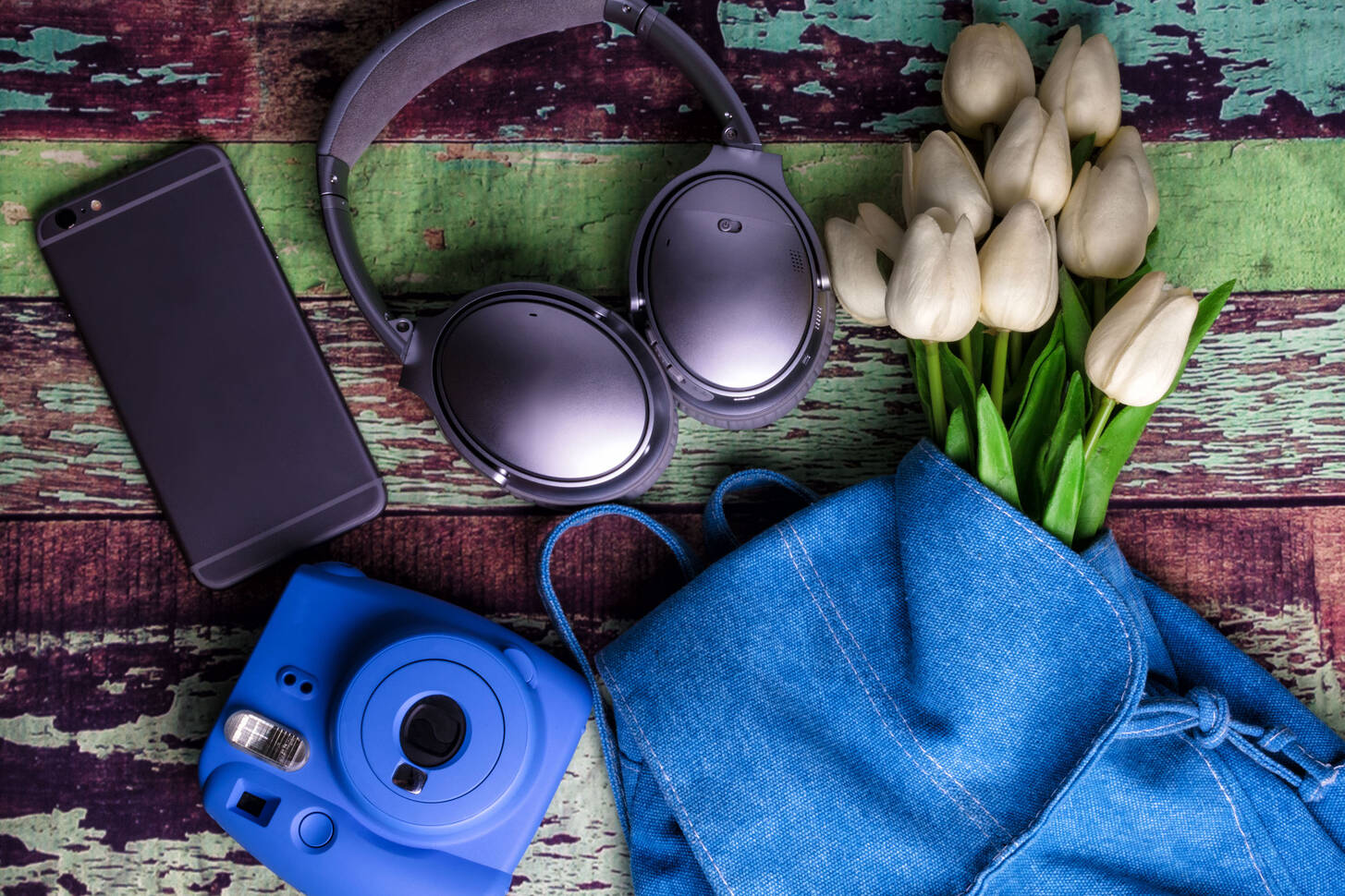 Headphones, phone and camera Jigsaw Puzzle (Stuff, Electronics ...