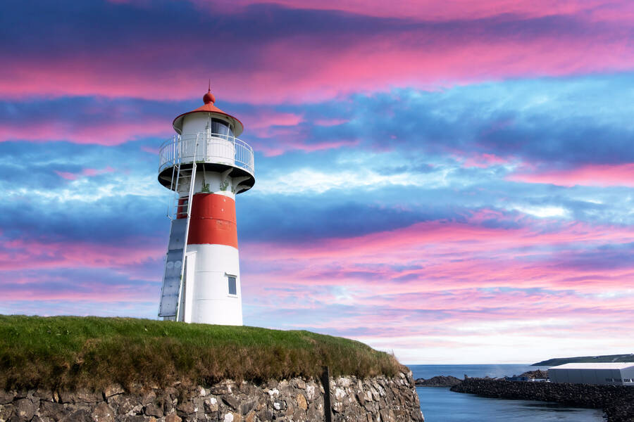 Mikinsky lighthouse Jigsaw Puzzle (Countries, Denmark) | Puzzle Garage