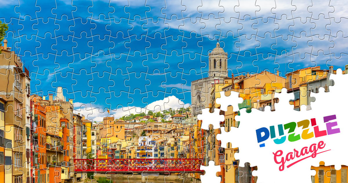Colorful houses in Girona Jigsaw Puzzle (Countries, Spain) | Puzzle Garage