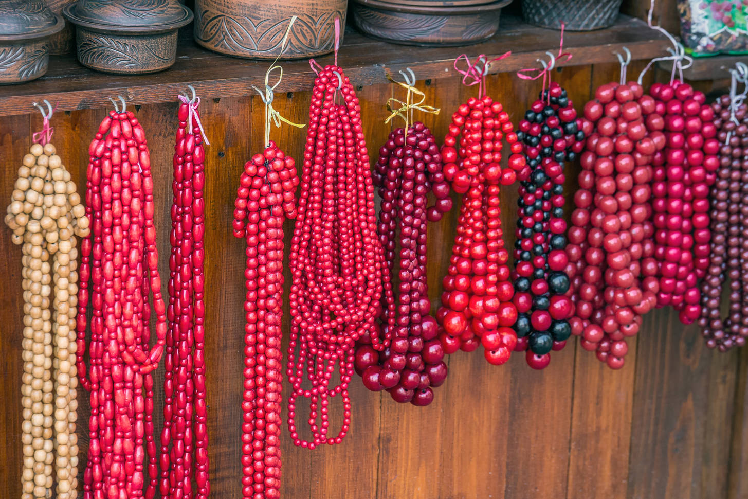 Handmade wooden beads Jigsaw Puzzle (Countries, Ukraine) | Puzzle Garage