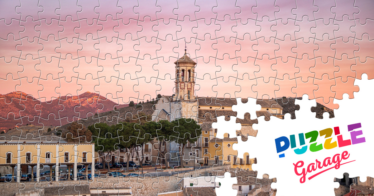 City of Chekhegin, Spain Jigsaw Puzzle (Countries, Spain) | Puzzle Garage
