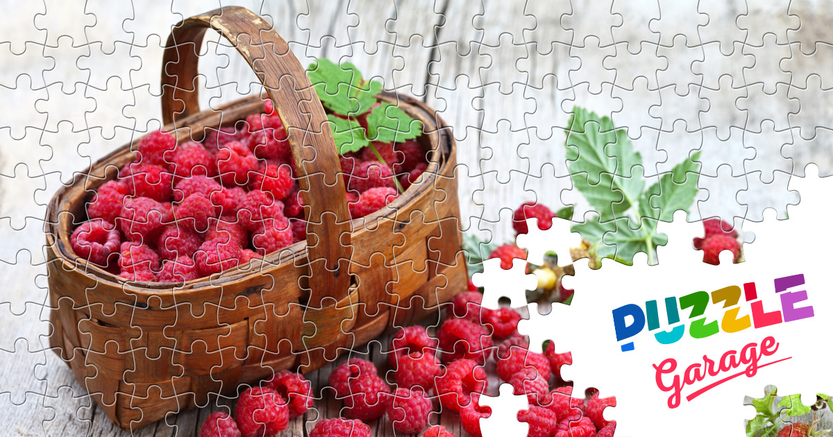 Raspberries in a basket Jigsaw Puzzle (Plants, Berries) | Puzzle Garage