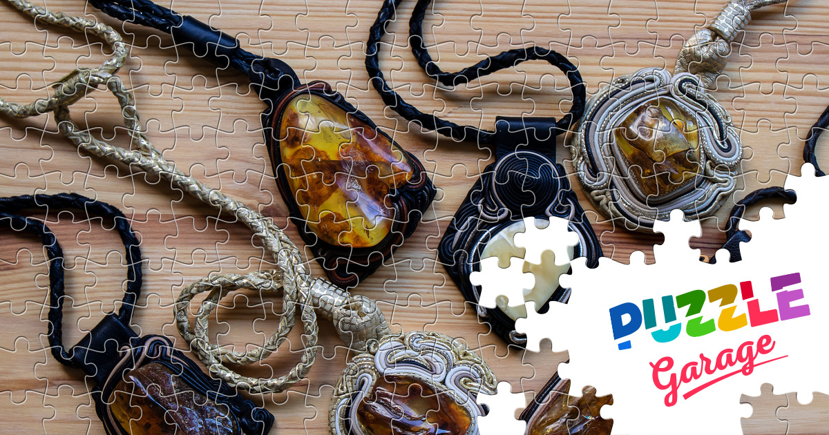 Amber pendants Jigsaw Puzzle (Stuff, Jewellery) | Puzzle Garage