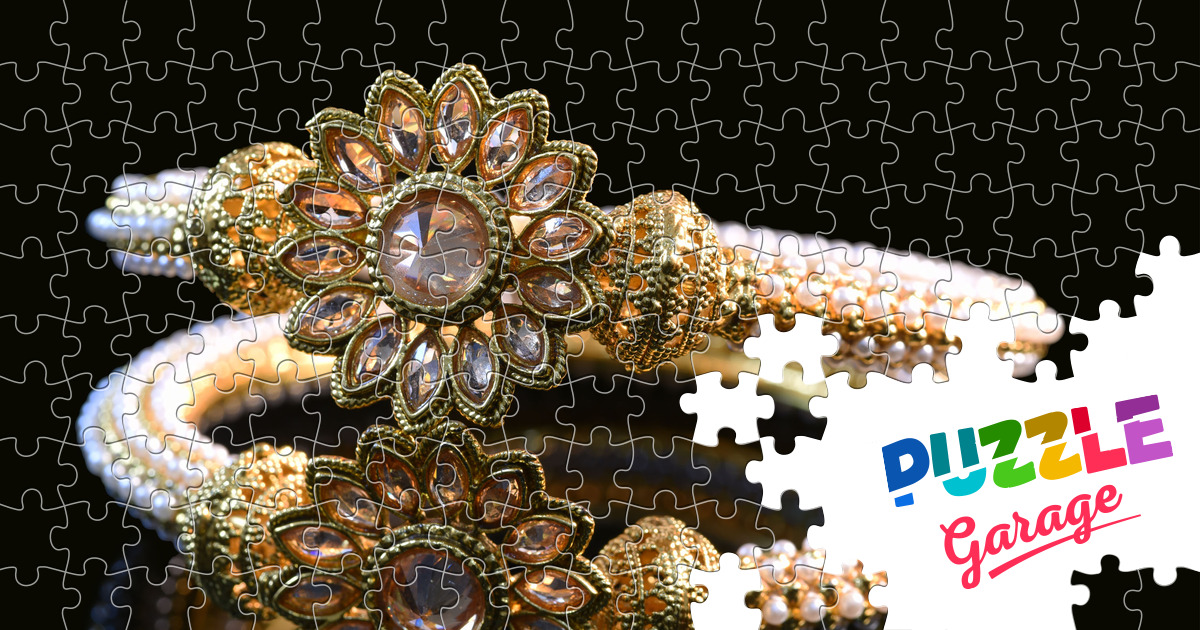 Gold bracelet with stones Jigsaw Puzzle (Stuff, Jewellery) | Puzzle Garage
