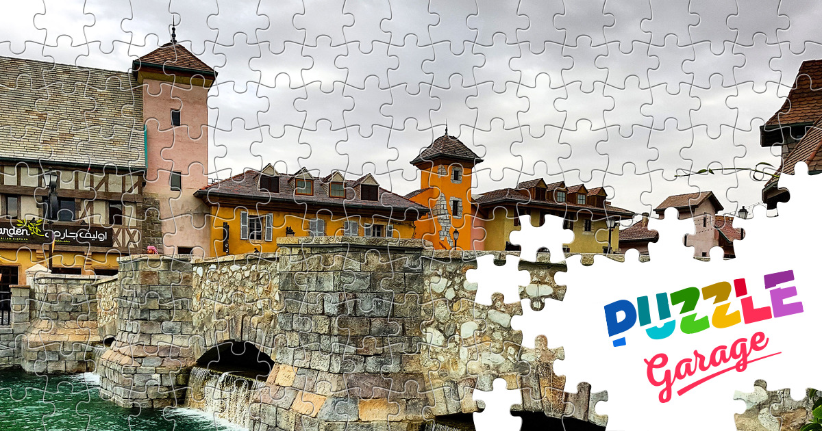 Arch bridge in the old town Jigsaw Puzzle (Countries, UAE) | Puzzle Garage