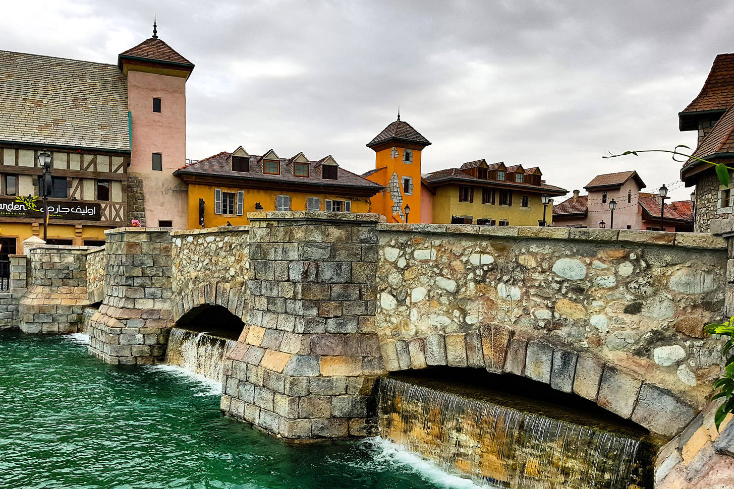 Arch bridge in the old town Jigsaw Puzzle (Countries, UAE) | Puzzle Garage