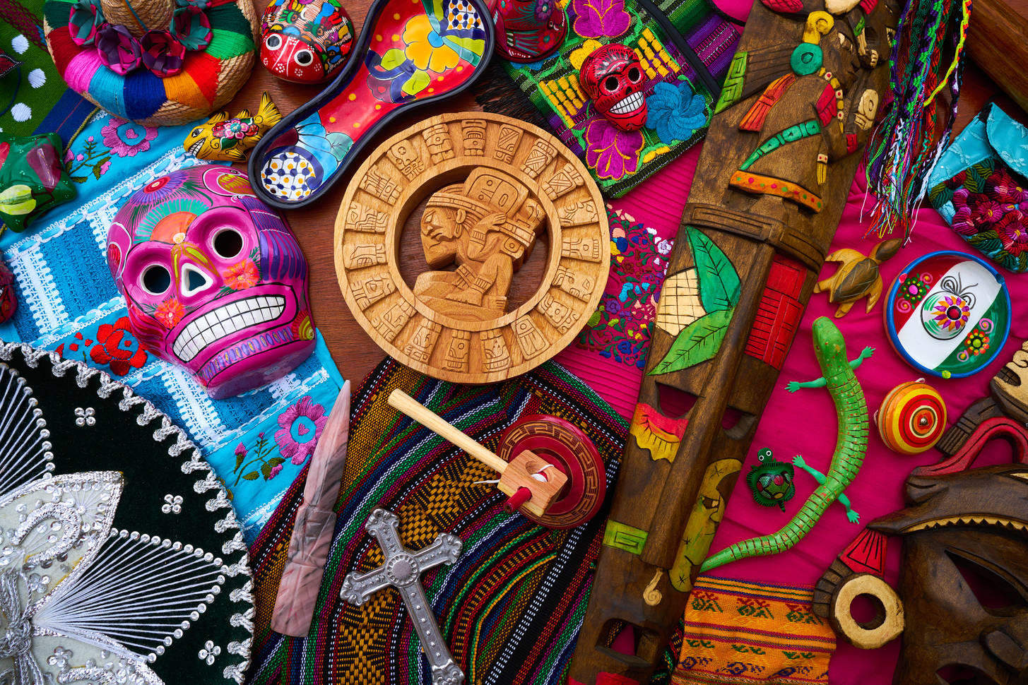 Mayan crafts souvenir mix Jigsaw Puzzle (Home, Needlework) | Puzzle Garage
