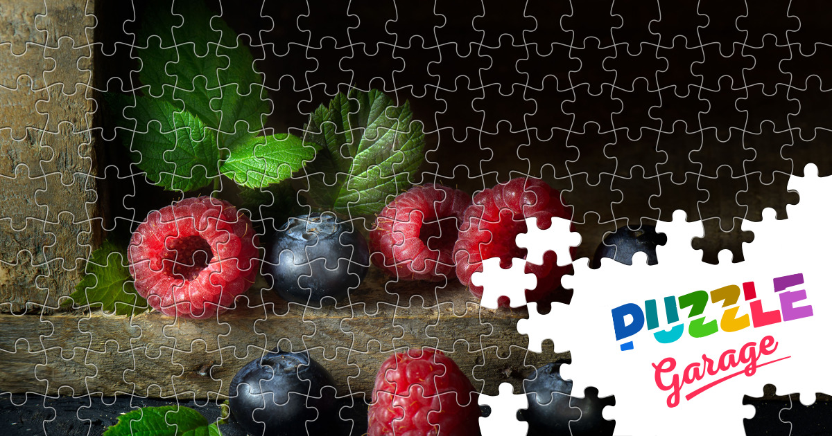 Blueberries and raspberries Jigsaw Puzzle (Plants, Berries) | Puzzle Garage