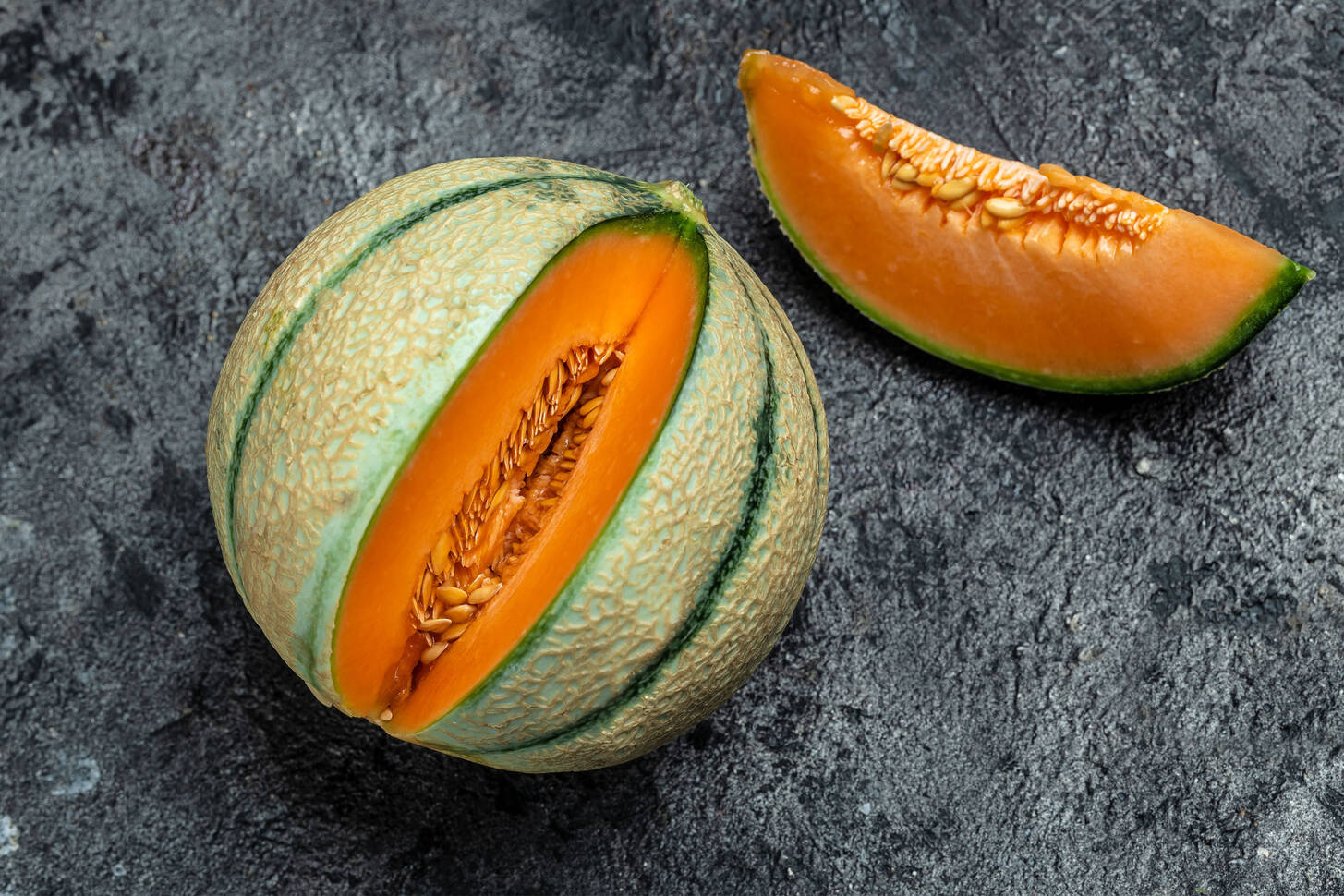Melon on a dark background Jigsaw Puzzle (Plants, Fruits) | Puzzle Garage