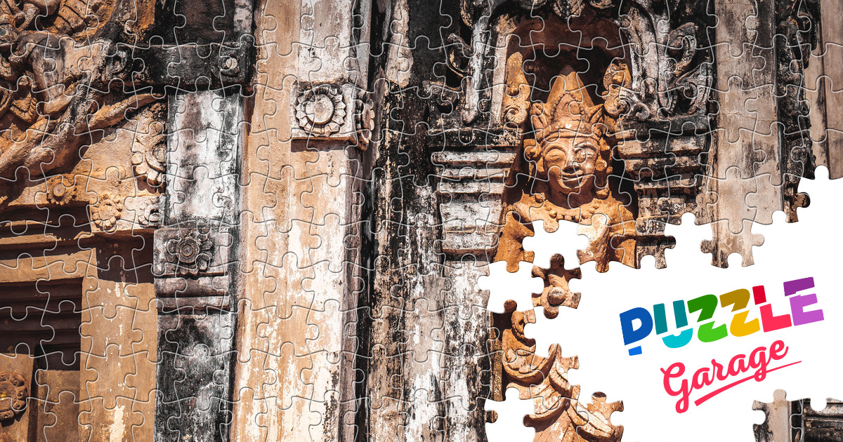 Sculpture in Savannakhet Jigsaw Puzzle (Art, Sculpture) | Puzzle Garage