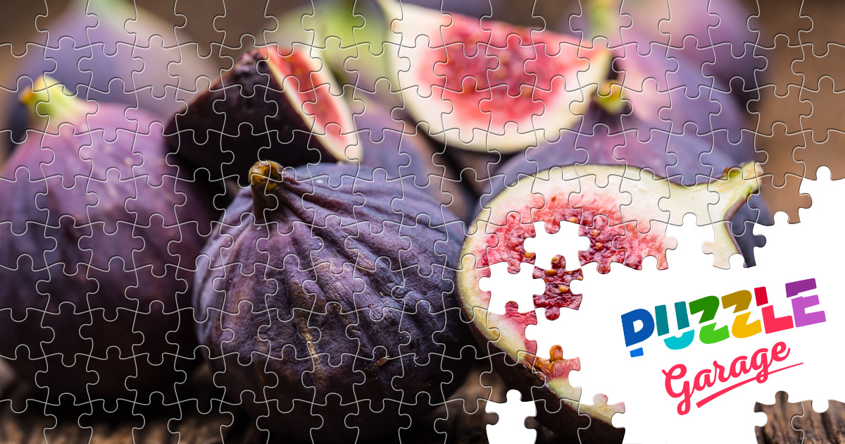 Figs on a wooden board Jigsaw Puzzle (Plants, Berries) | Puzzle Garage