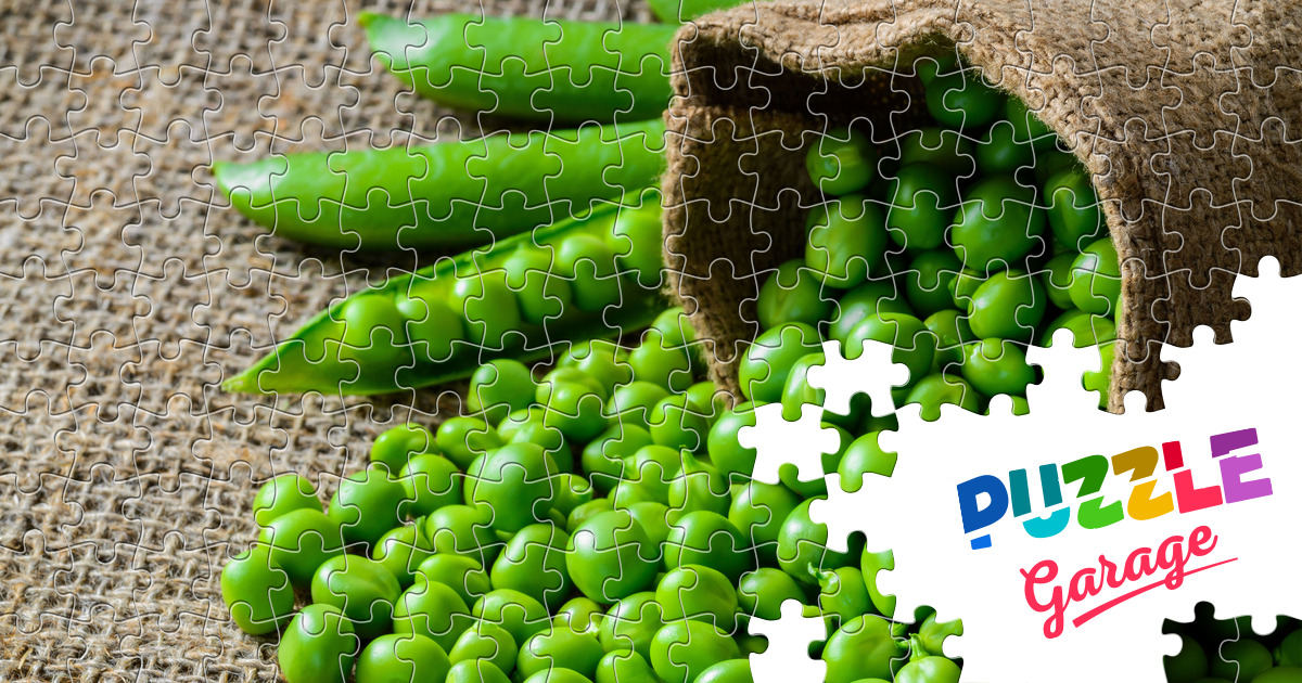 Green peas on burlap Jigsaw Puzzle (Plants, Vegetables) | Puzzle Garage