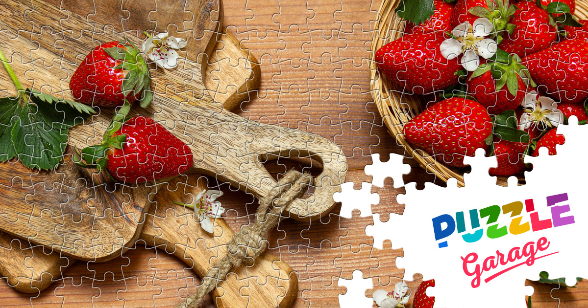 Ripe strawberries on the table Jigsaw Puzzle (Plants, Berries) | Puzzle ...