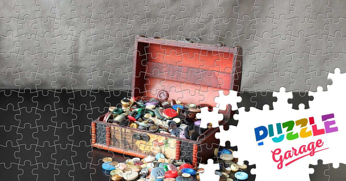 Buttons in a box Jigsaw Puzzle (Home, Needlework) | Puzzle Garage
