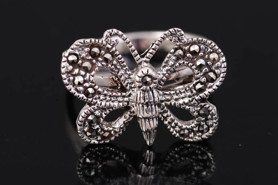 Flower ring Jigsaw Puzzle (Stuff, Jewellery) | Puzzle Garage