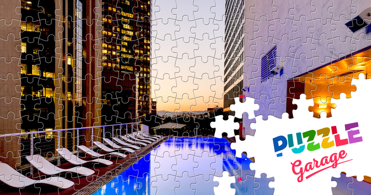 Rooftop pool Jigsaw Puzzle (Countries, USA) | Puzzle Garage
