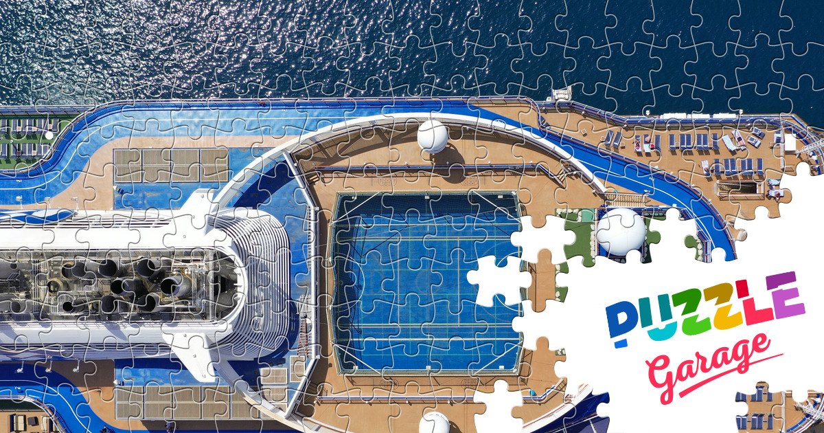 View of a cruise ship Jigsaw Puzzle (Technics, Ships) | Puzzle Garage