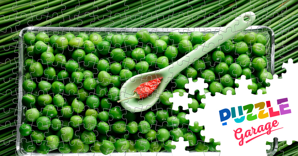 Green peas in a glass container Jigsaw Puzzle (Plants, Vegetables ...